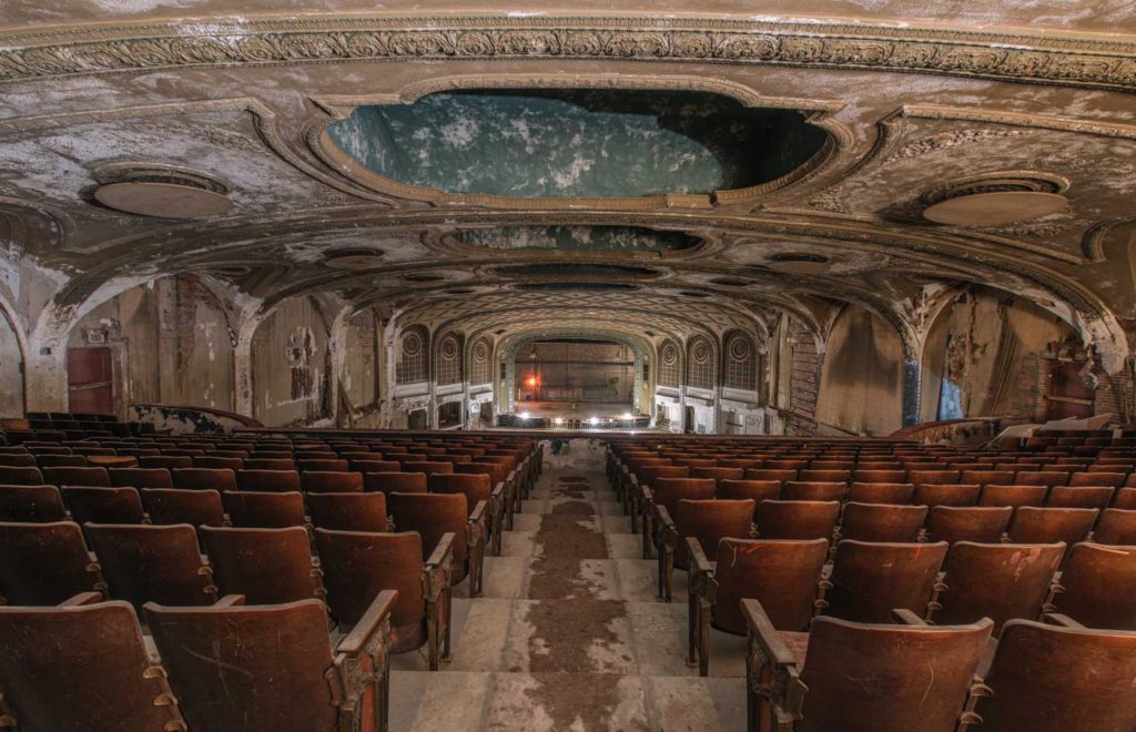 Variety Theatre - Autopsy of Architecture