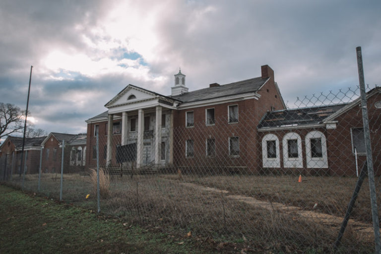 Taylor Memorial Hospital - Autopsy of Architecture